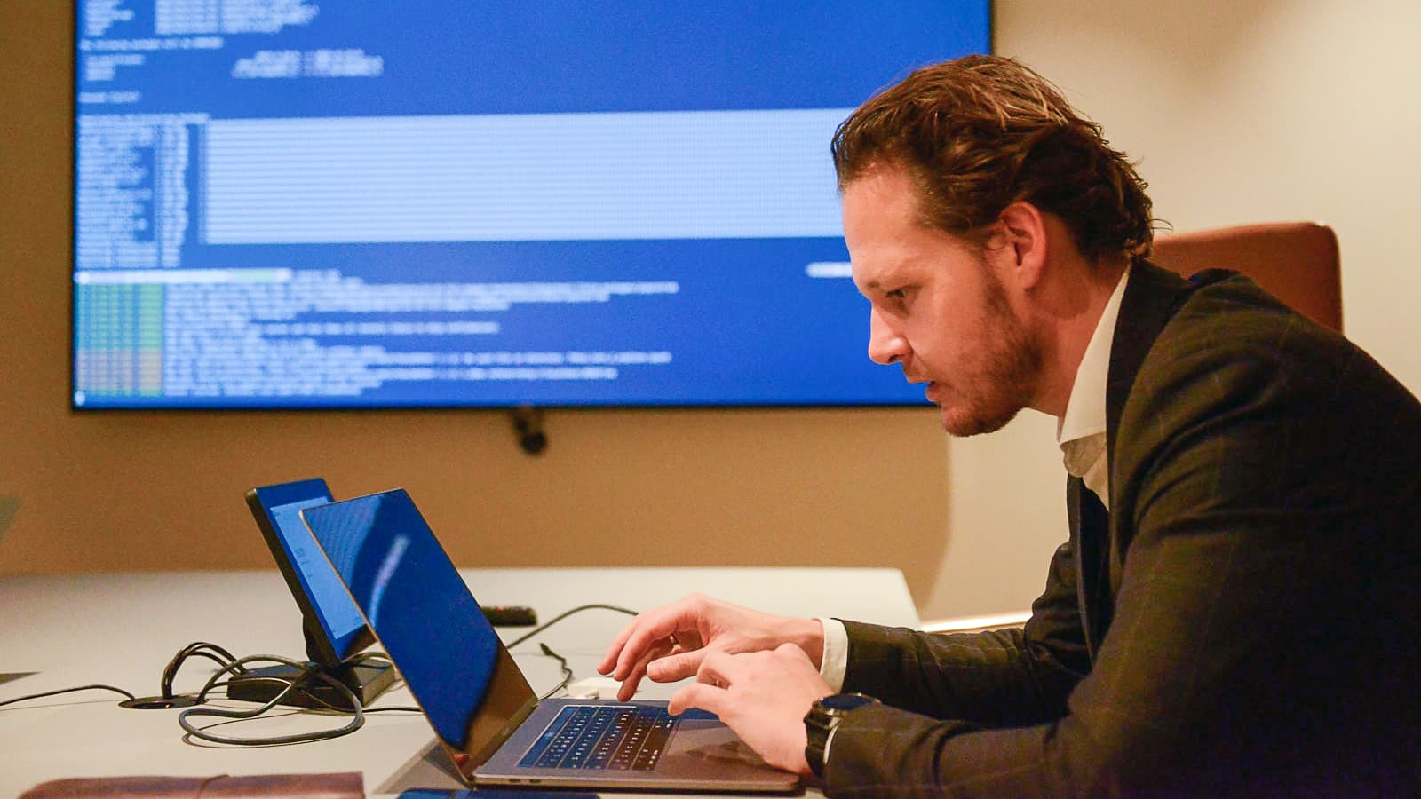 Alt du trenger å vite for å sette i gang med Python i din bedrift